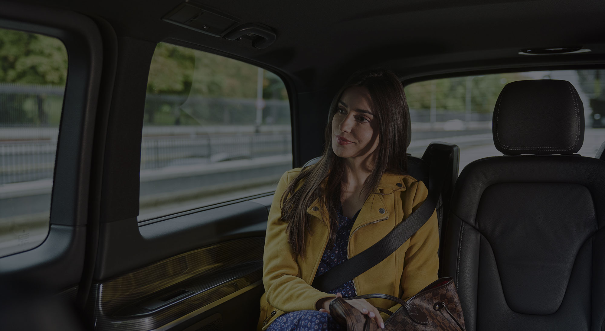 Alquiler de coches de lujo en Madrid con conductor - Grand Class