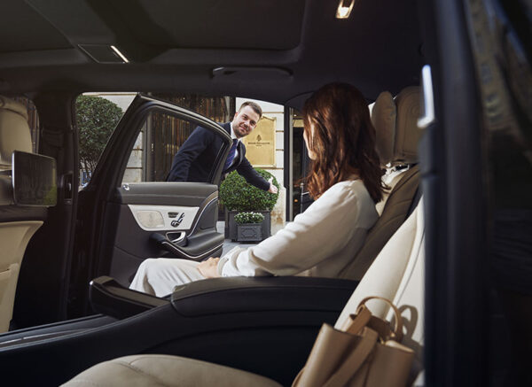 Alquiler de coches de lujo en Madrid con conductor - Grand Class